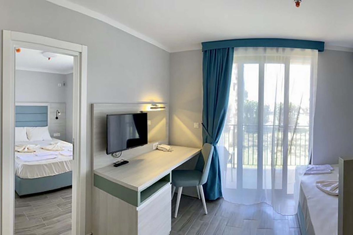 Pearl Beach Resort